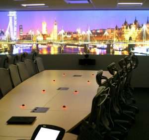 ScalableDesktop: Enhance Your Multi-Projector Visual Experience