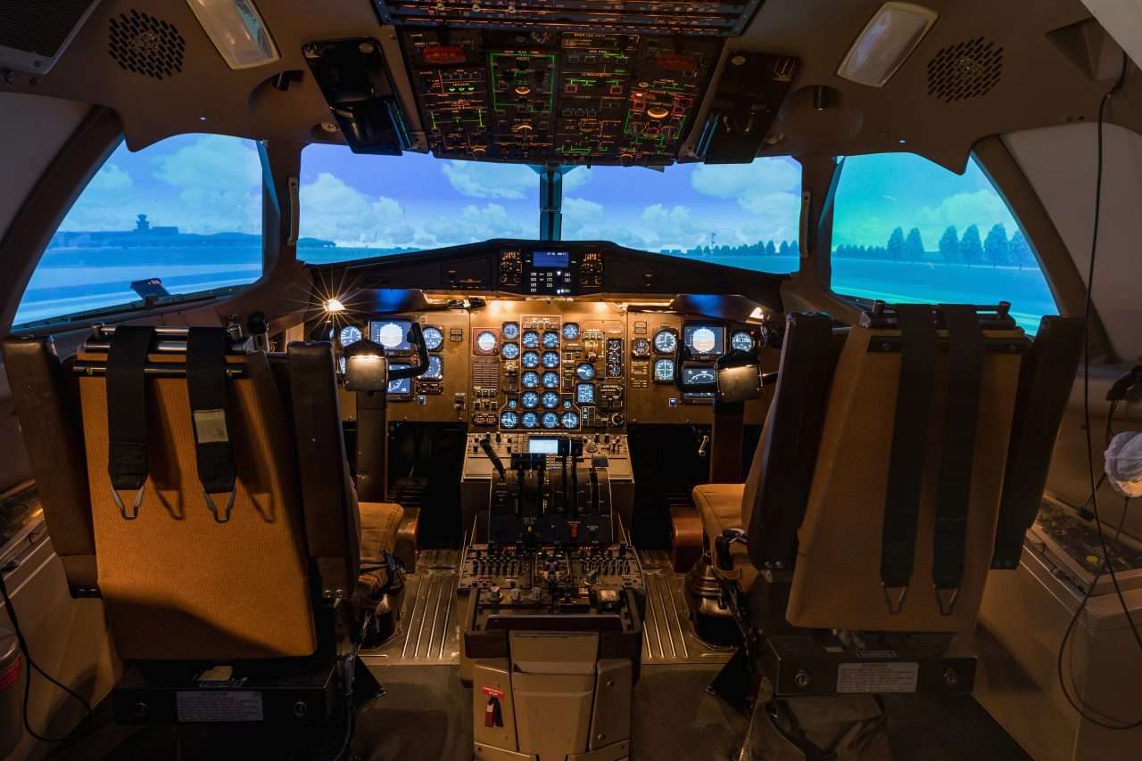 4K Flight Simulator: Elevate Your Training with Immersive Projector ...